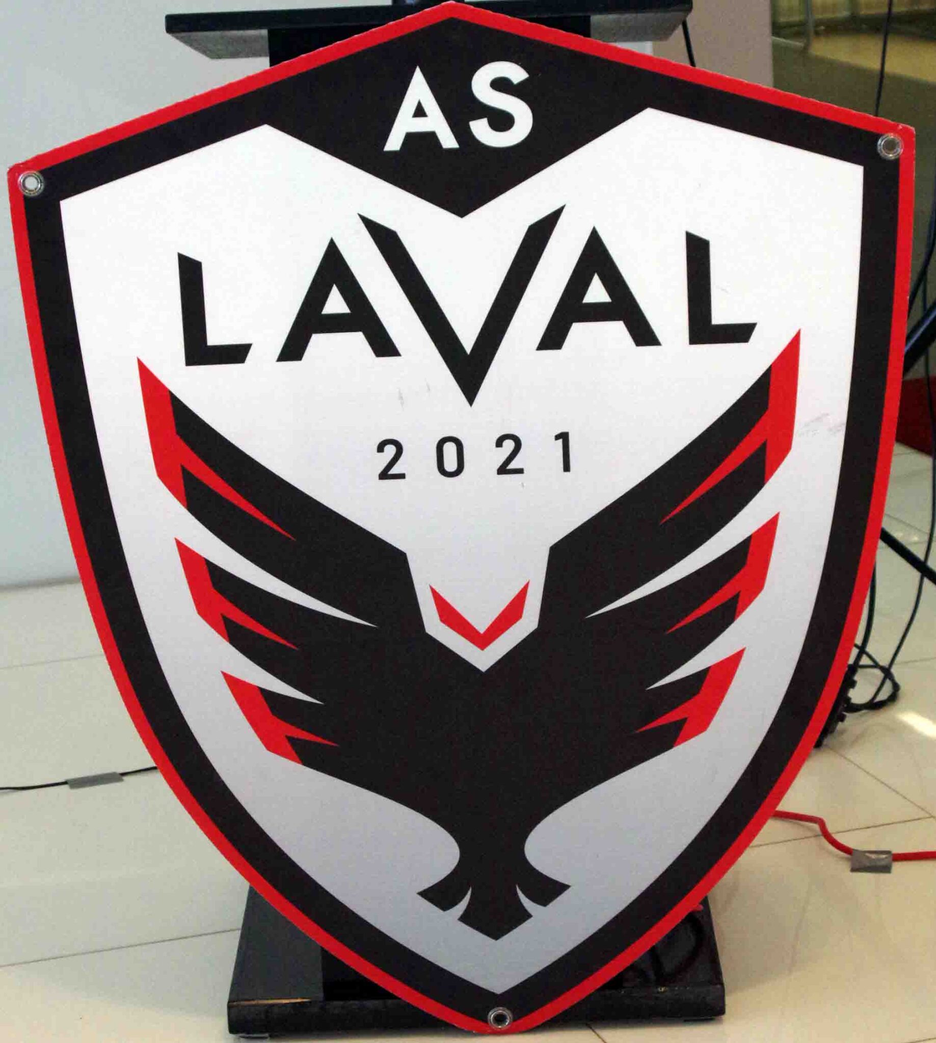 The Laval News | AS Laval unveils electrifying, redesigned soccer uniforms